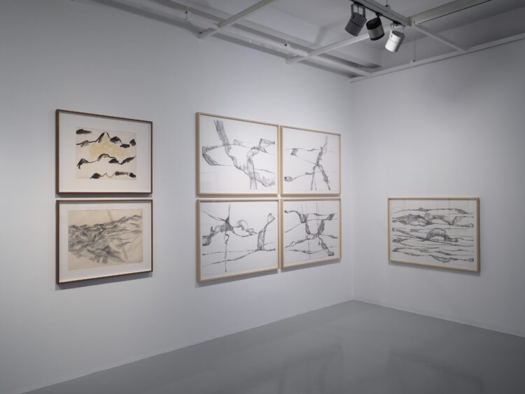 Küratörün Gözünden “İntrospektif: Zamanda Rastlaşmalar” - ArtDog Istanbul