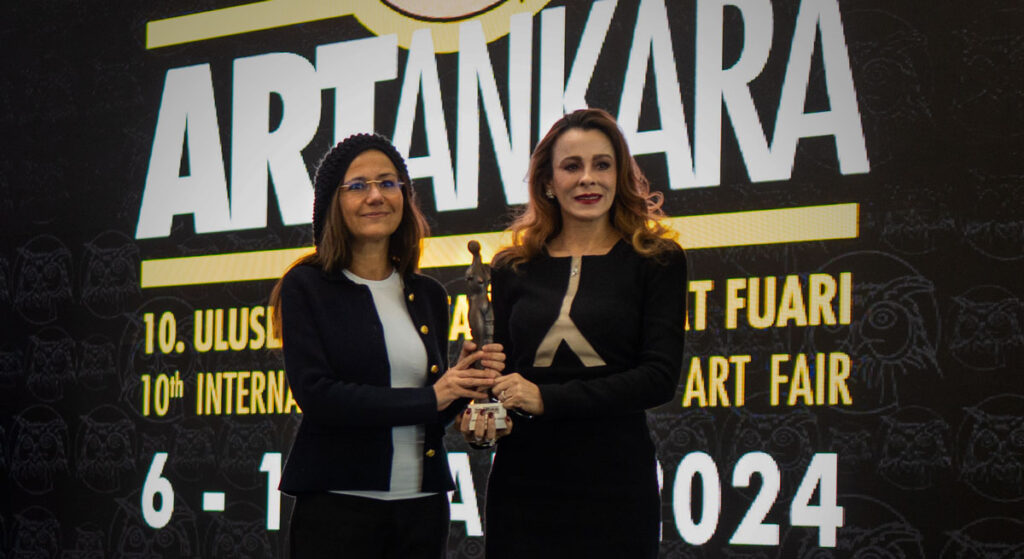 ArtDog Istanbul'a Onur Ödülü - ArtDog Istanbul